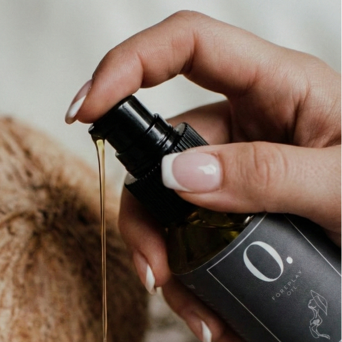 O. Foreplay Oil – Zandi Land Professional